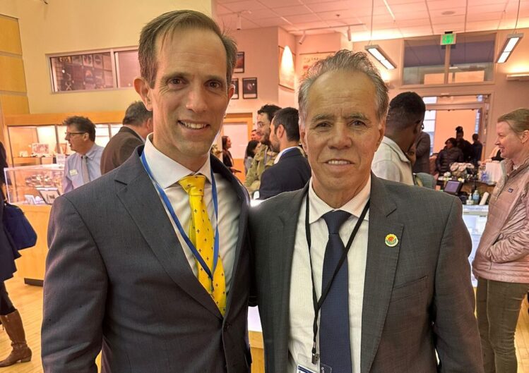 Prefeito Nozinho articula parcerias com universidade americana